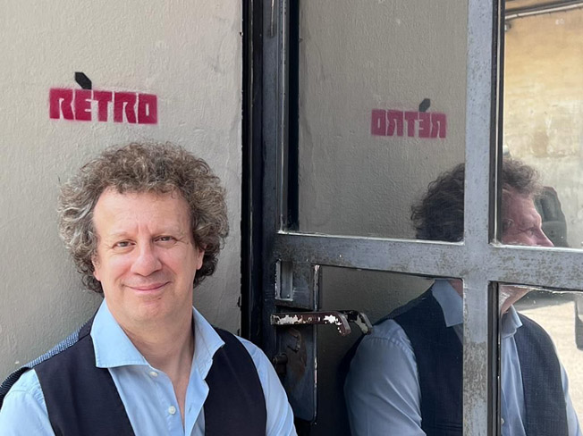 "All'alba perderò", con Andrea Muzzi tornano in teatro le storie dei ...